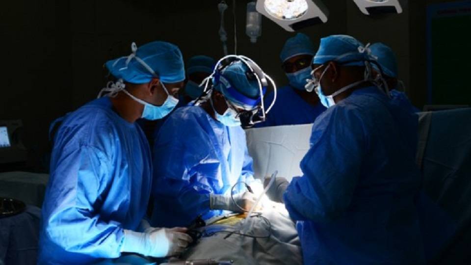 නුවරඑළිය මහ රෝහලේ අක්ෂි ශල්‍යකර්ම සම්බන්ධ සිද්ධිය ගැන - LNW Sinhala